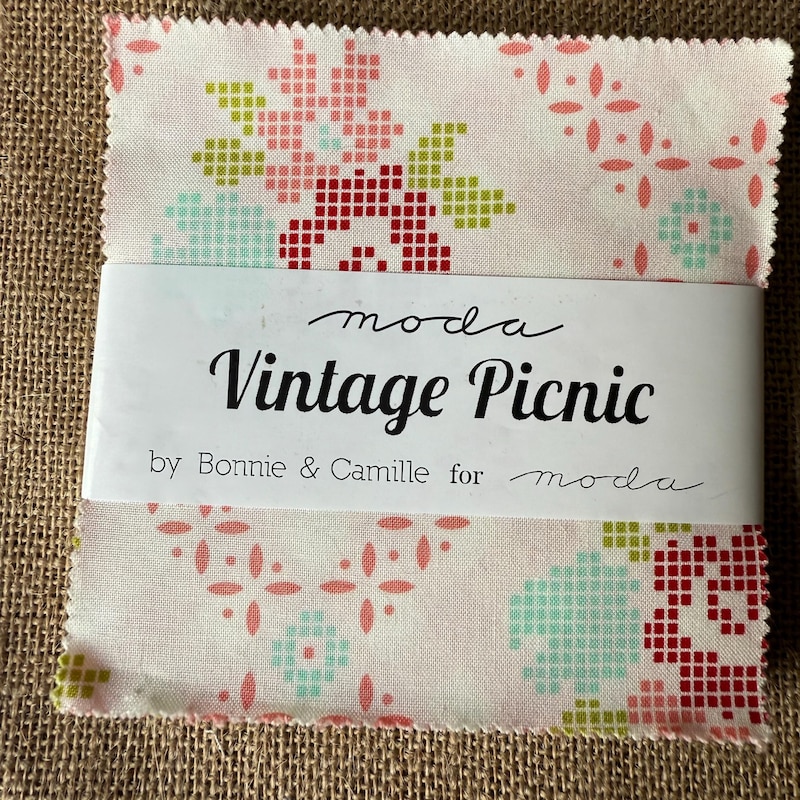 Moda Vintage Picnic Fabric - Etsy