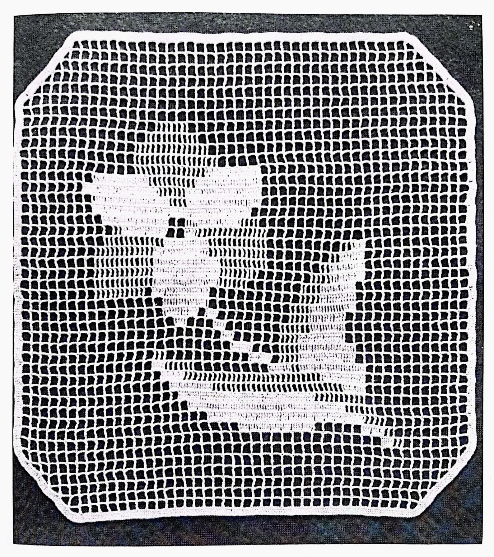 PDF CROCHET PATTERN: Vintage Flower Filet Doily Crochet Pattern ...