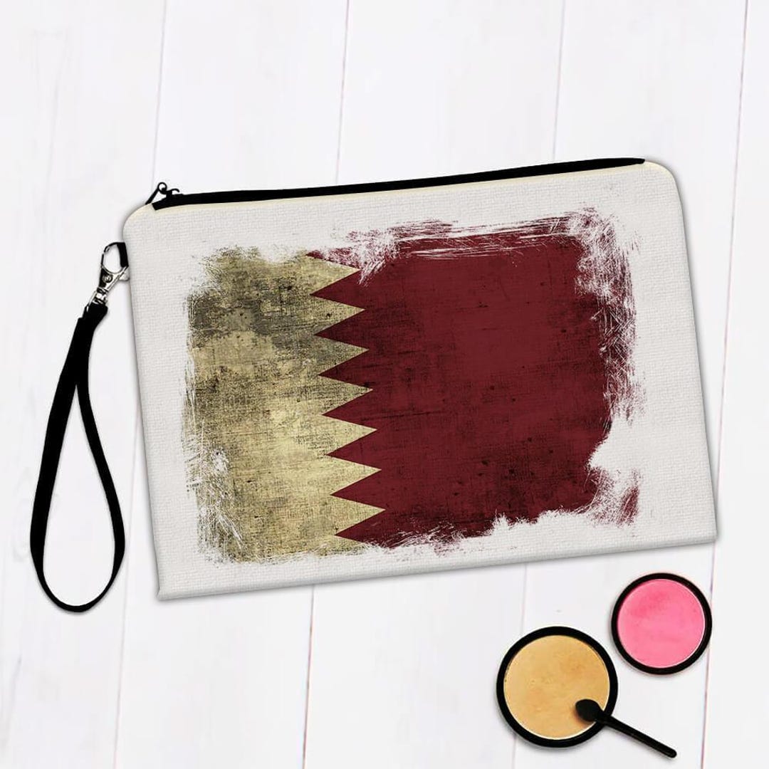 Qatar Qatari Flag Makeup Bag Gift Distressed Art Asia Asian Country ...