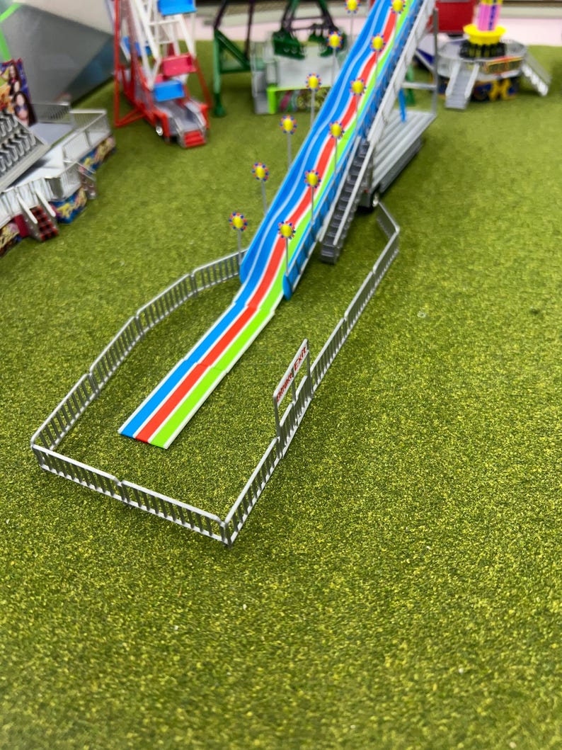 HO Scale 1/87 Fun Slide for Model Train Layouts and Dioramas - Etsy