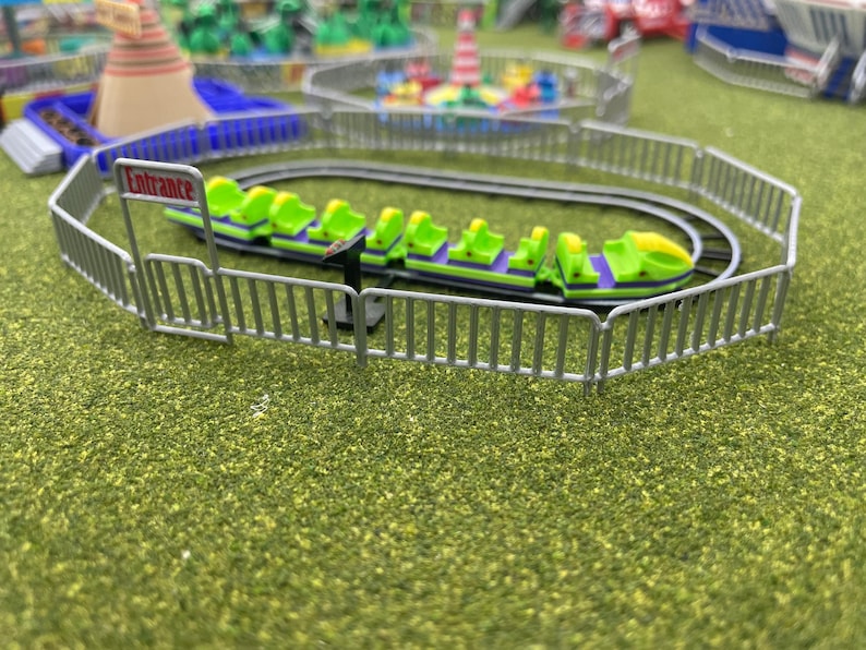 HO Scale Kiddie Jet Train Ride for Model Train Layouts and Dioramas Kit ...