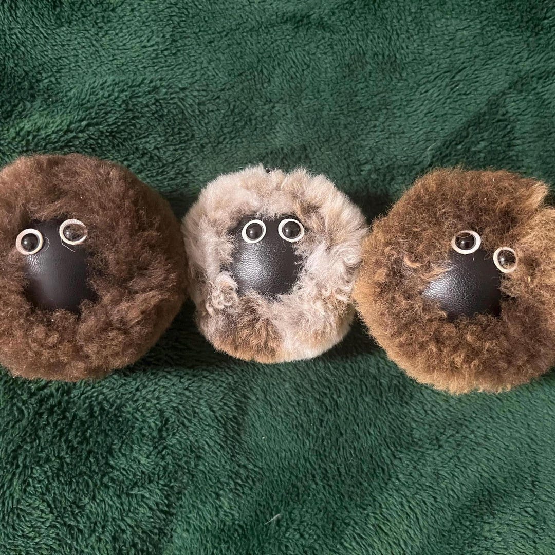 Handmade Jacob Sheep Shearing Pom-pom Charm – Natural Color Wool ...