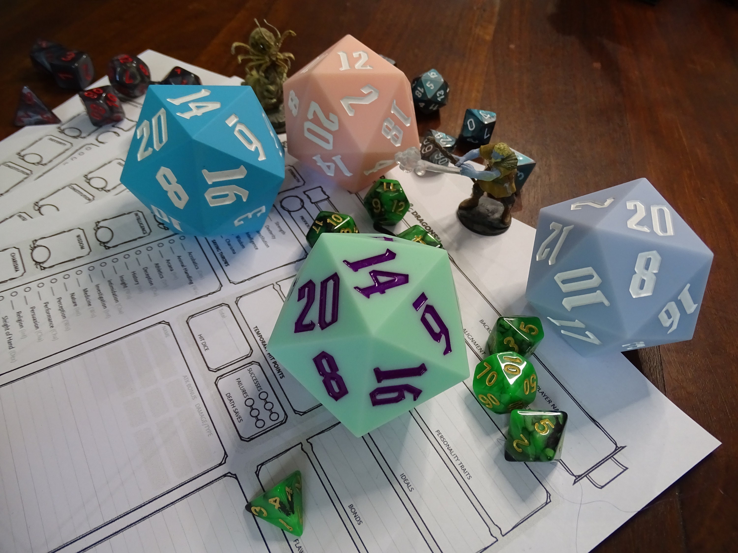 Bouncy Pastel Blue Chonk D20 Giant Pastel 55mm Silicone Dice Dungeons ...