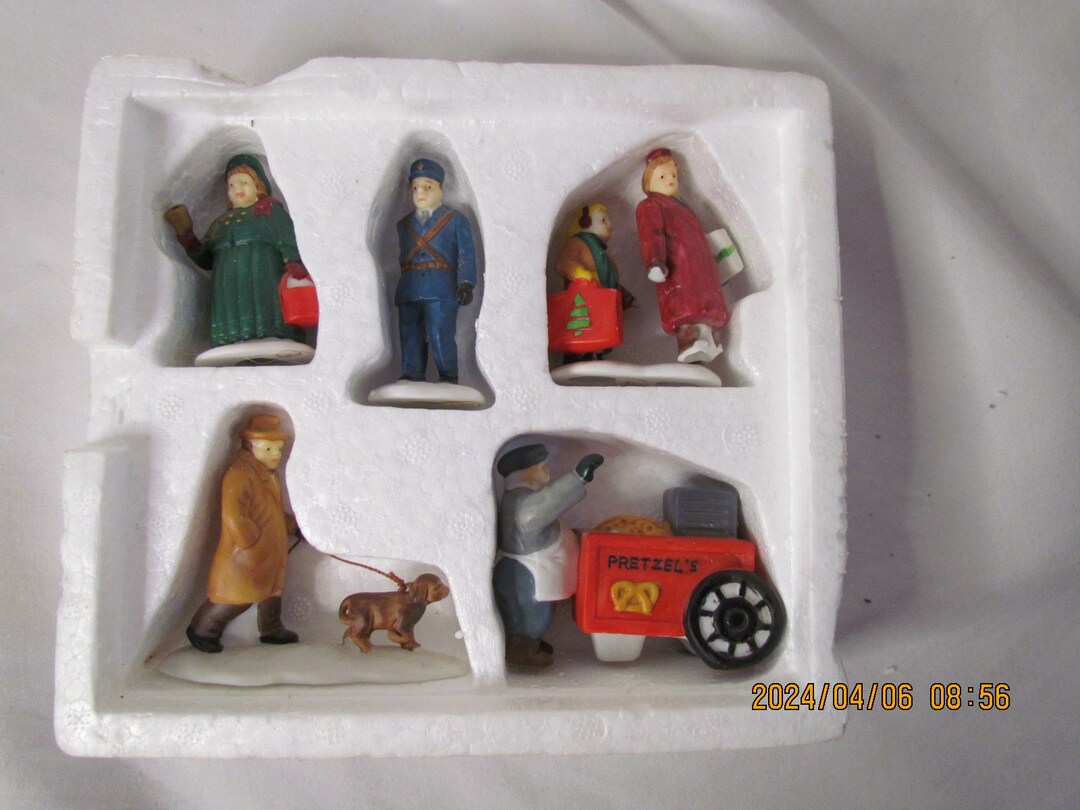 Vintage Heritage Collection " City People" - Etsy