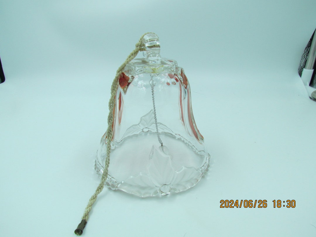 Vintage Glass Christmas Bell. - Etsy