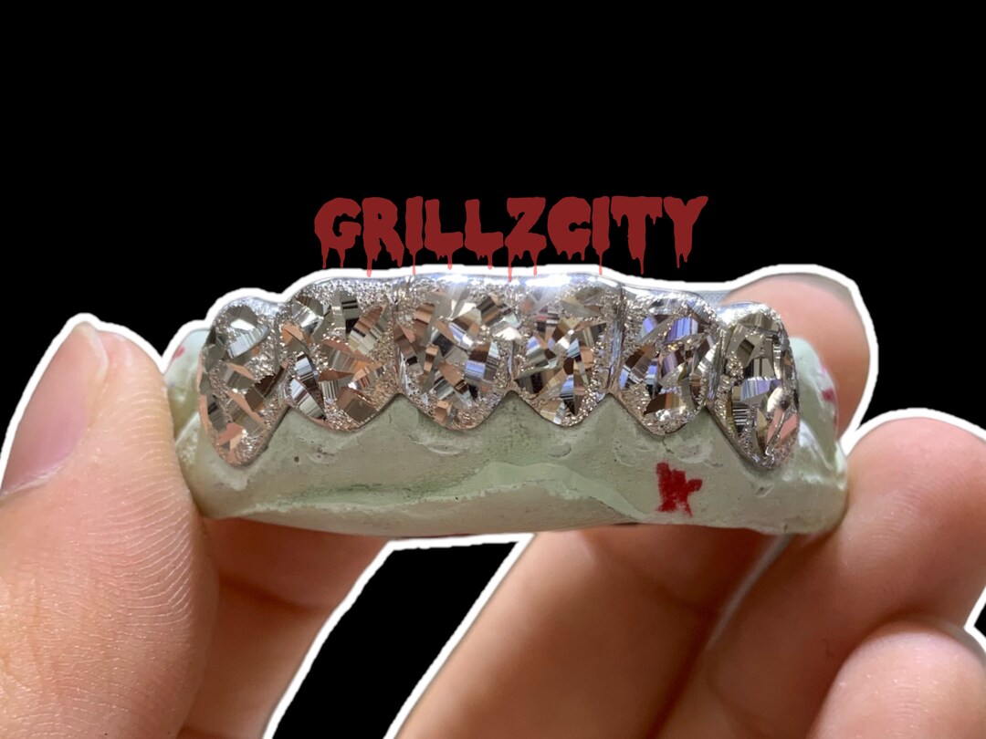 Custom Fit Grillz Real Gold / 925 Silver Diamond Dust Gold Grillz ...