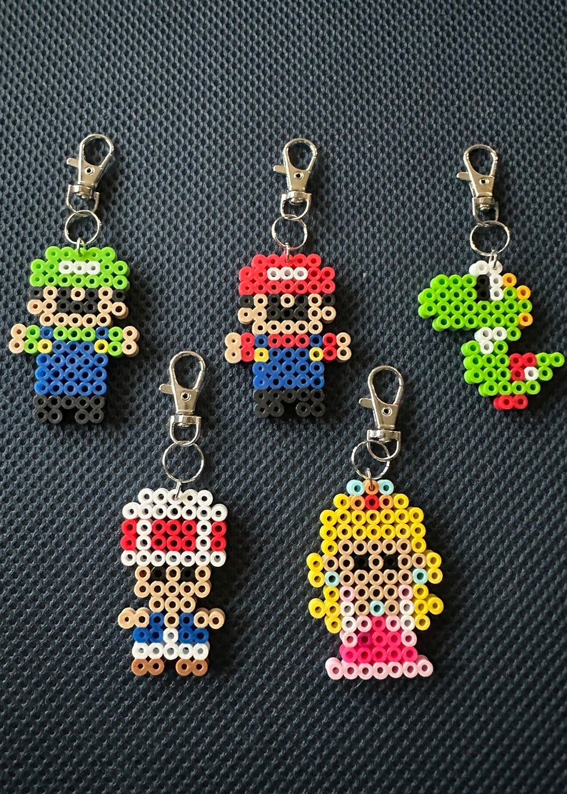 Perler Super Mario Bros Keychains Mario Luigi Yoshi Toad Princess Peach ...