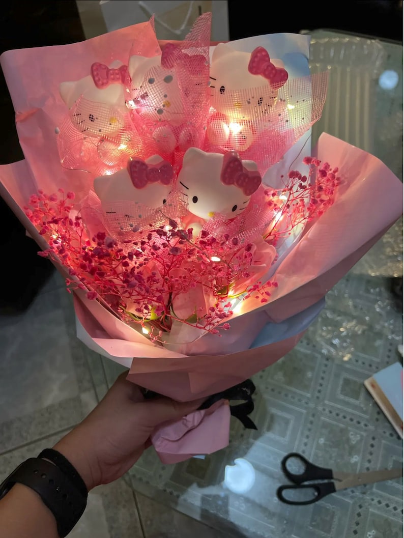 Led Light Hello Kitty Bouquet My Melody Cinnamoroll Kuromi Kawaii Plush ...