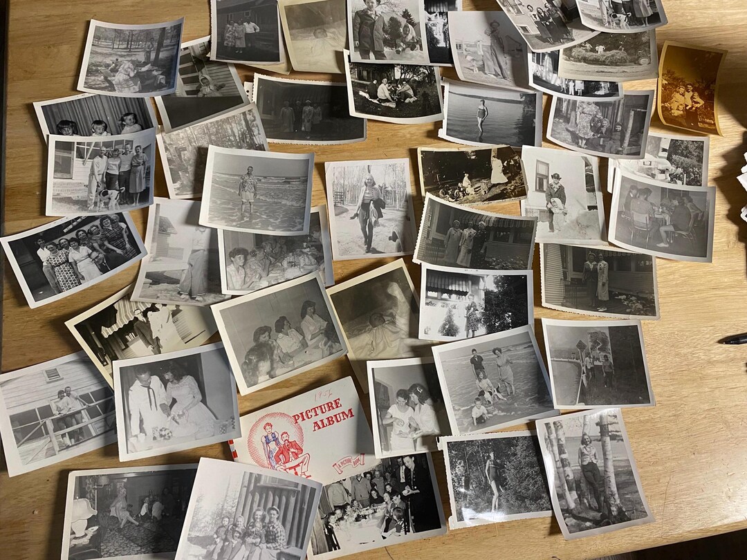 Vintage Photographs 1930s 1940s Lot of 44 Orphan Found Photos in Black ...