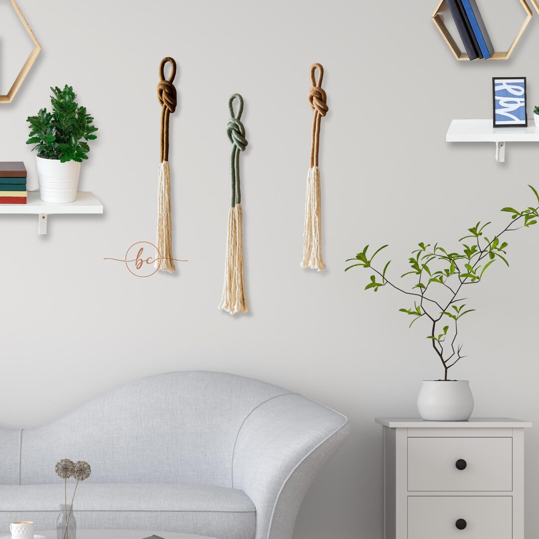 Macrame Rope Wall Hanging, Overhand Knot Tassel, Celtic Knot Decor ...