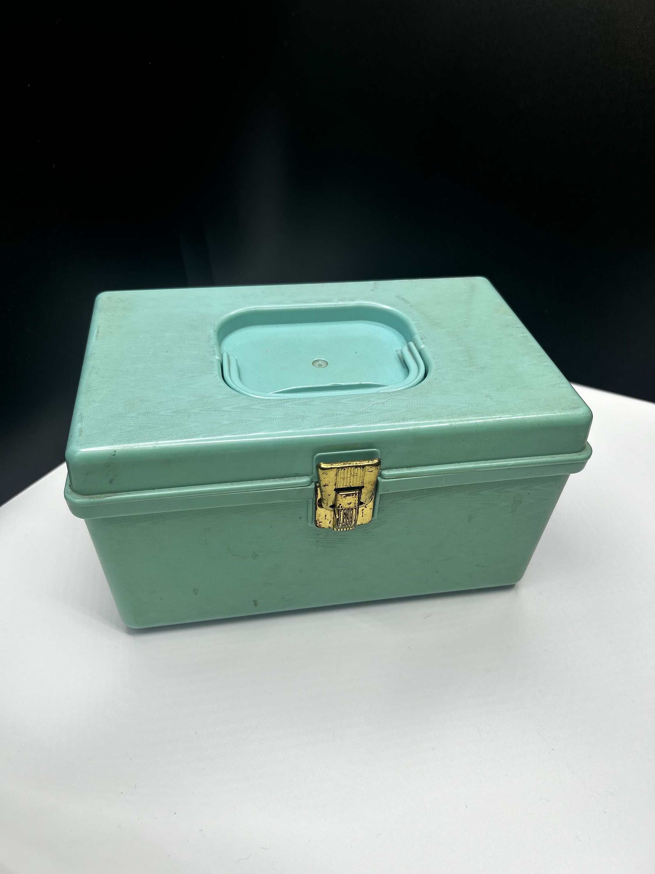 Blue 1960s Wilson’s Acrylic Sewing Box - Etsy