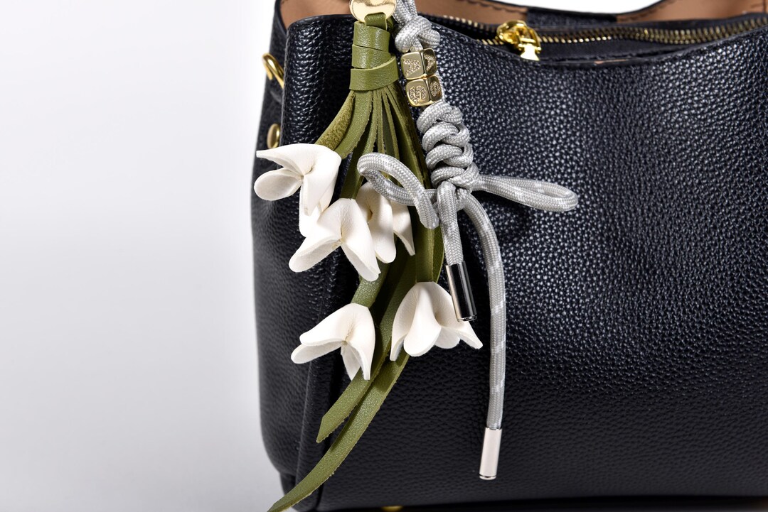 Handmade Floral Leather Bag Charm Keychain, Personalized Letter Bead ...
