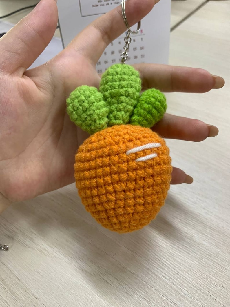 Crochet Carrot, Carrot Gift, Amigurumi Cute Carrot Keychain,carrot ...