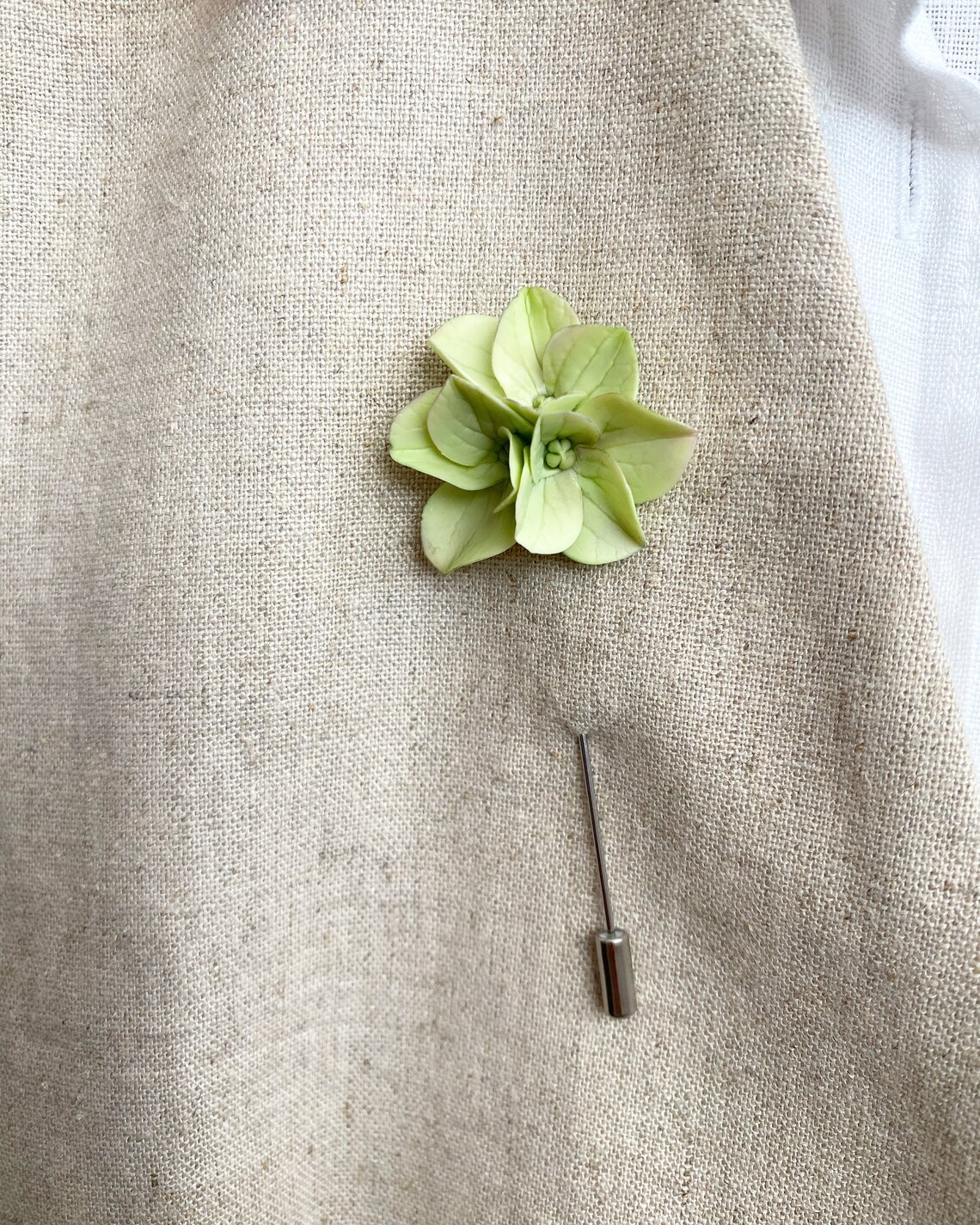 Hydrangea Lapel Pin Green Flower Lapel Pin Wedding Boutonnière Groom ...