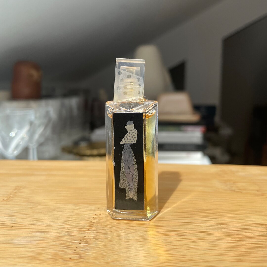 Hot Couture by Givenchy Miniature Perfume .17 Floz 5 Ml Mini Fragrance ...