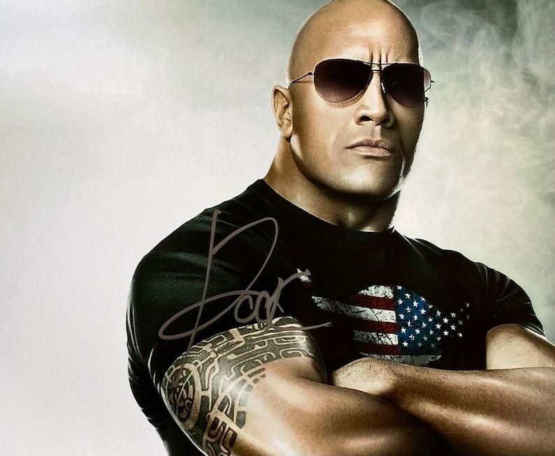 WWE Dwayne the Rock Johnson Autographed 8x10 Photo - Etsy