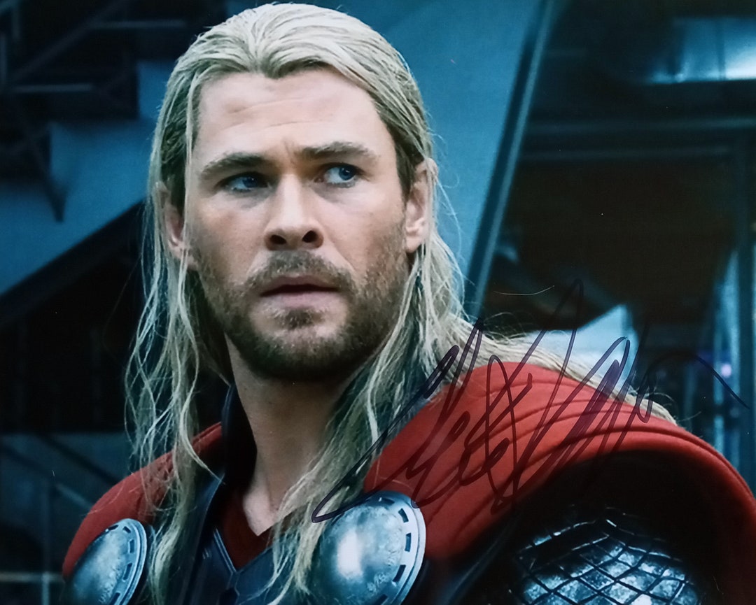 Chris Hemsworth Autographed Signed Thor 8x10 Photo - Etsy