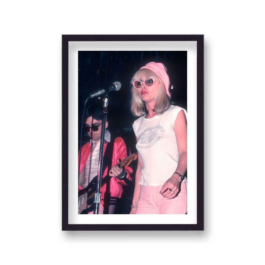 Debbie Harry Live on Stage With Blondie Pink Beret Pink Shades Pink ...