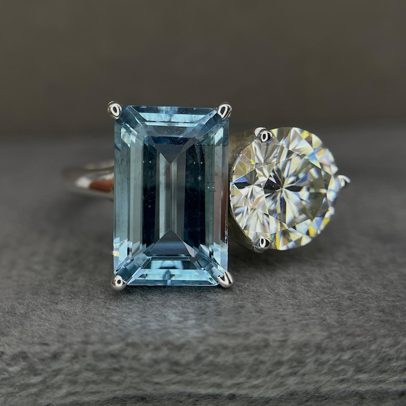 Natural Deep Blue Aquamarine Emerald Cut Gemstone Ring//9mm Moissanite ...