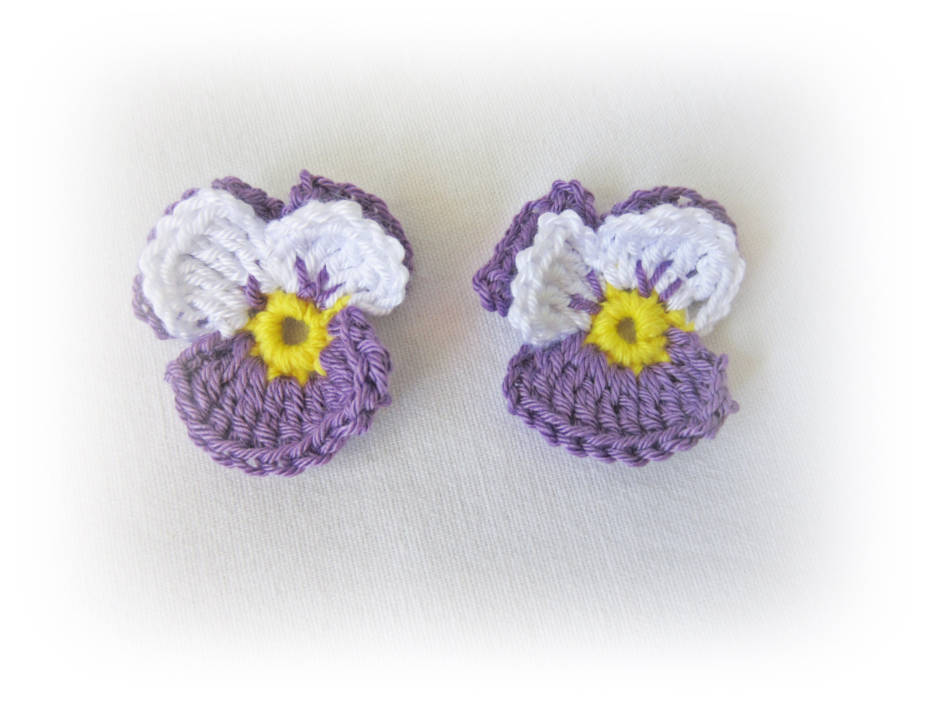Crochet Pansy Flowers Applique, Violet Small Flower, Viola Applique ...
