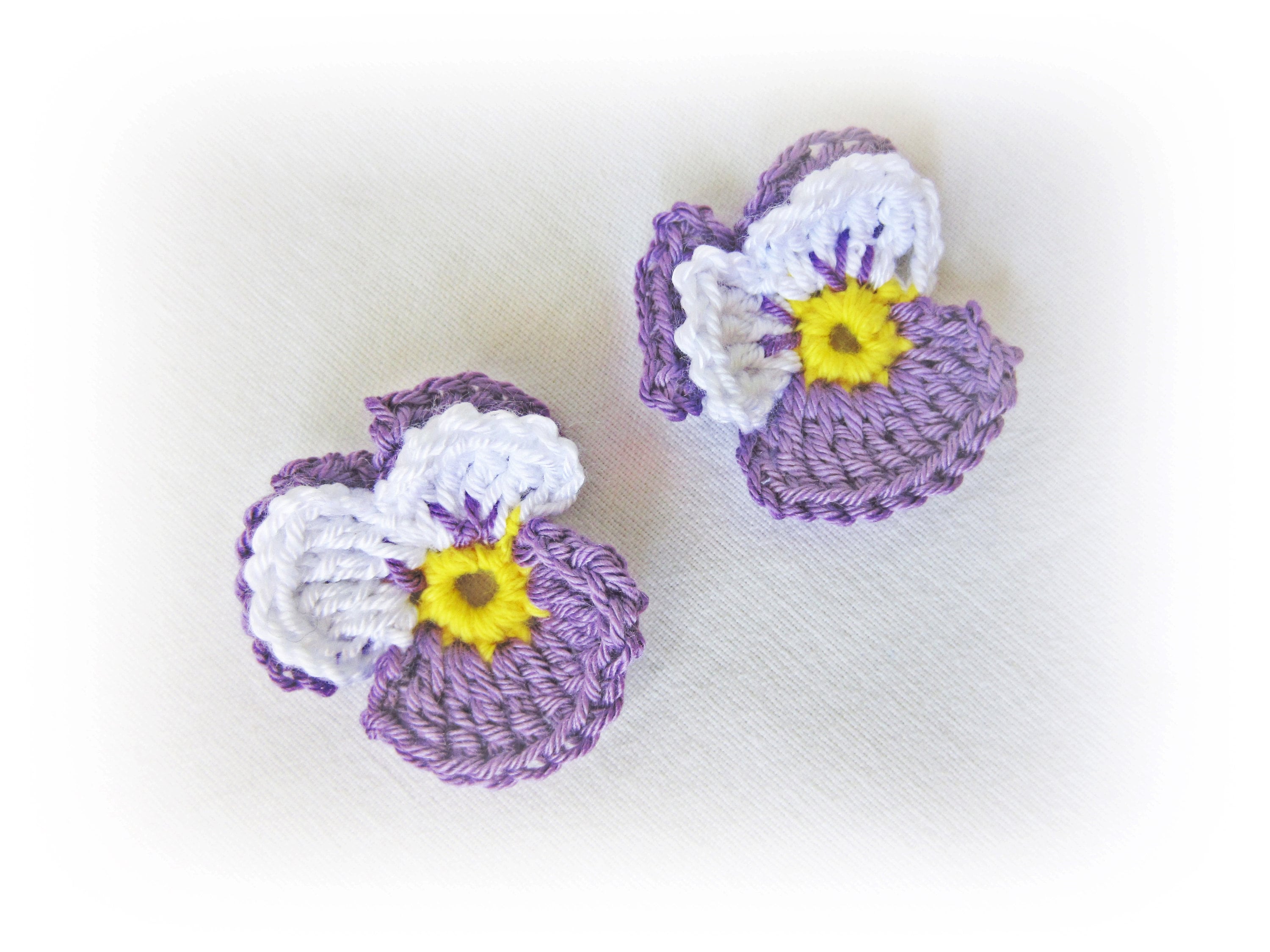 Crochet Pansy Flowers Applique, Violet Small Flower, Viola Applique ...