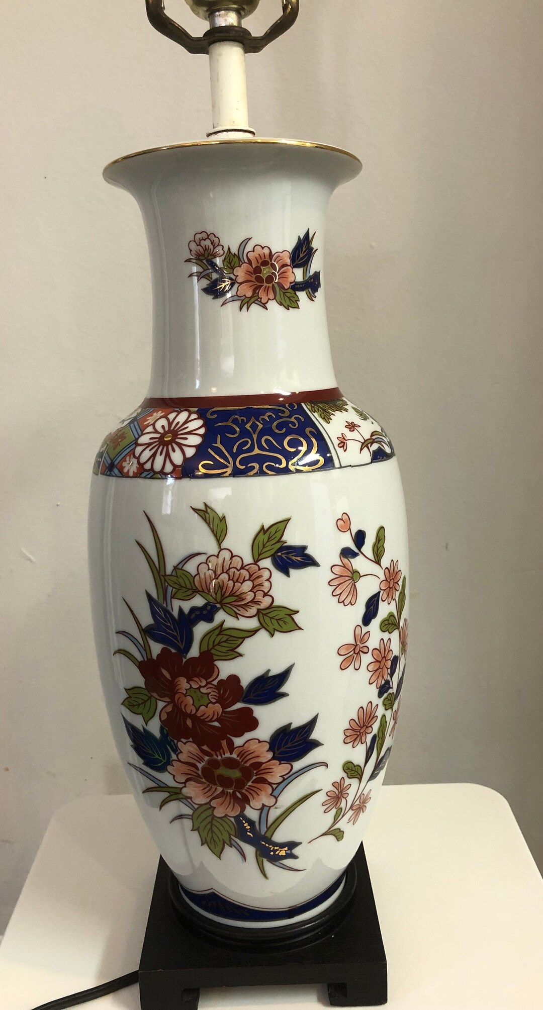 Vintage Asian Porcelain Vase Table Lamp - Etsy