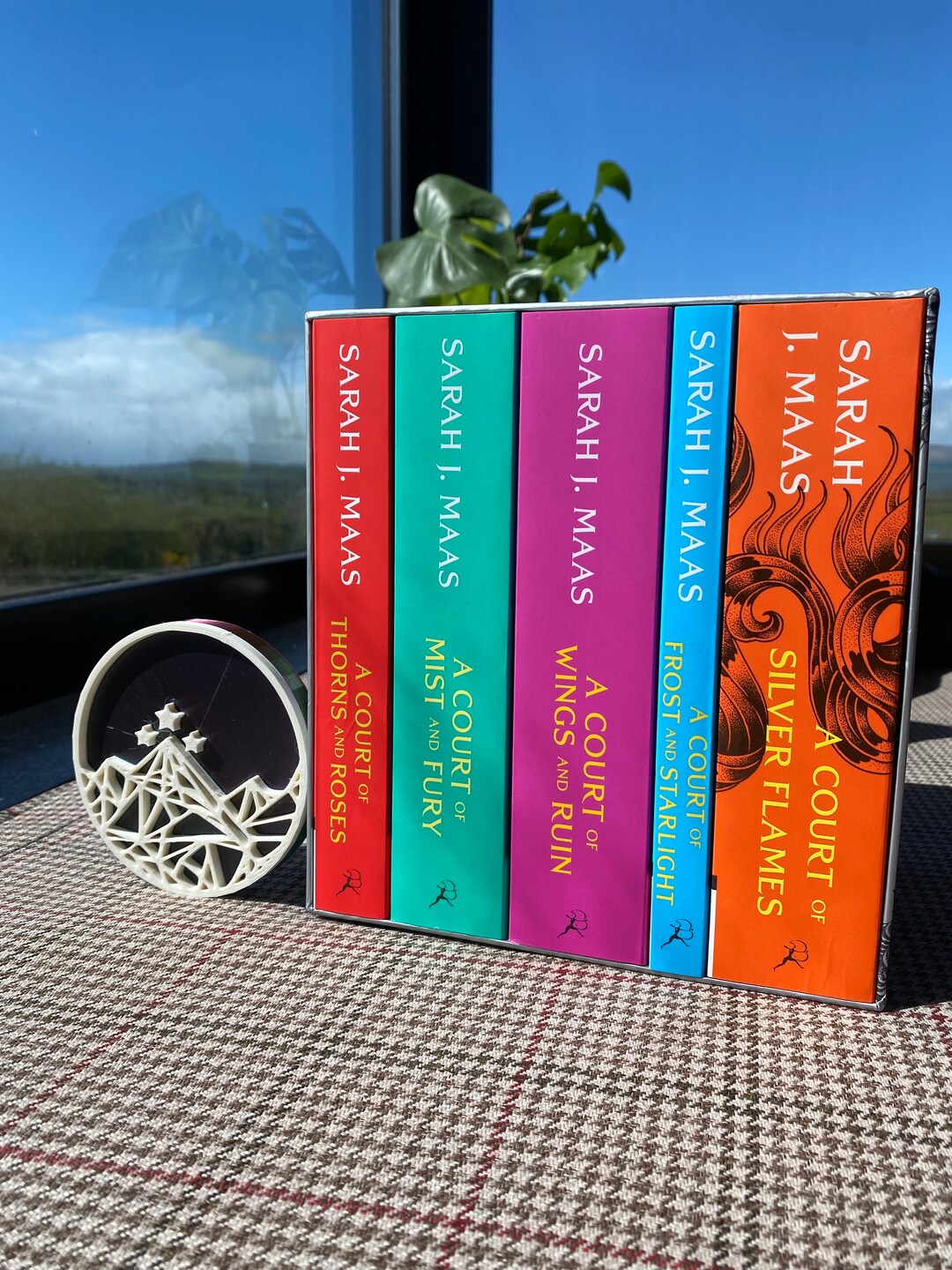 ACOTAR Velaris Book End - Etsy