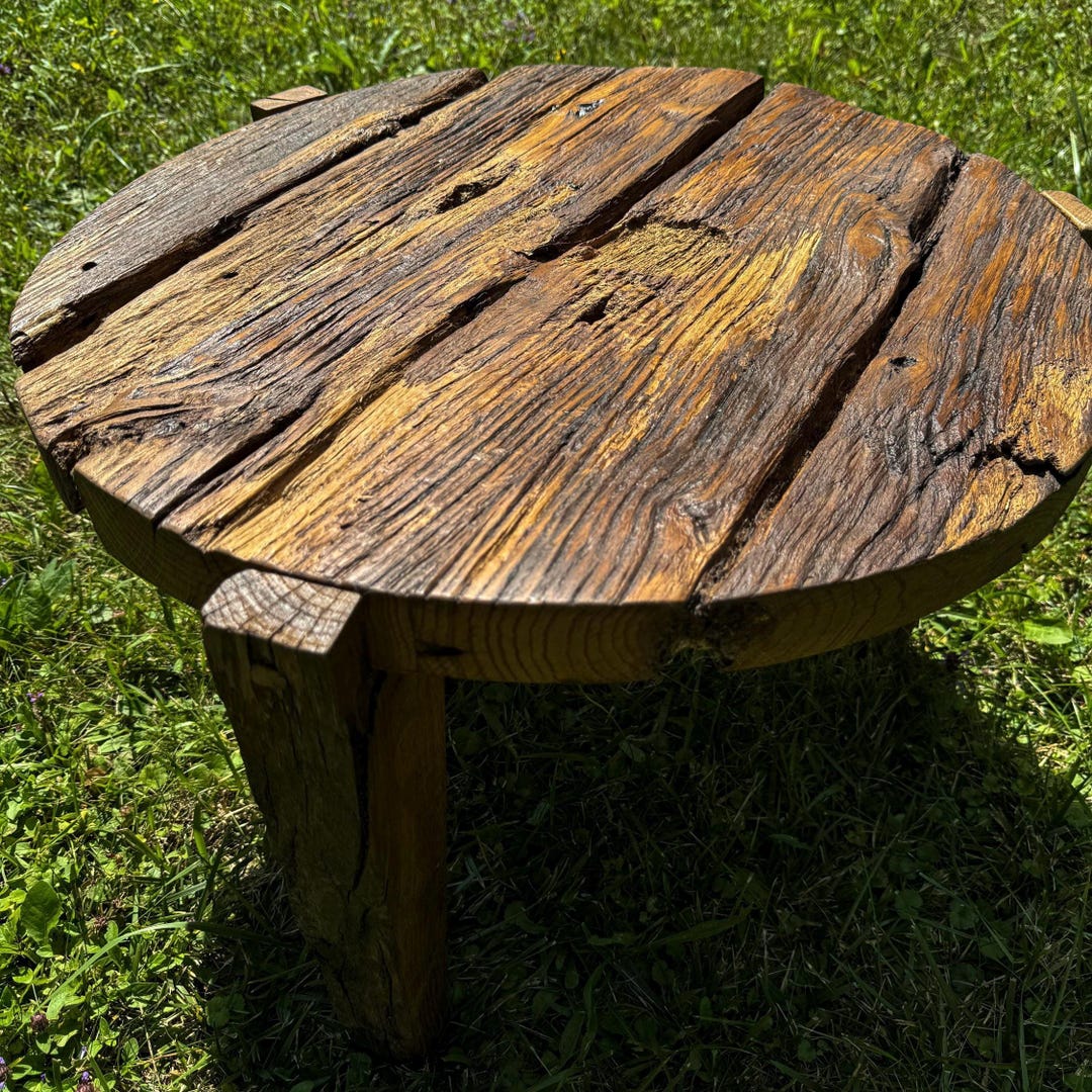 Farmhouse Aesthetic Coffee Table - Natural Oak Coffee Table - Unique ...