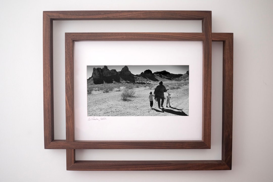 Solid Walnut Mid-century Modern Picture Frame 11x14 "parallax" - Etsy