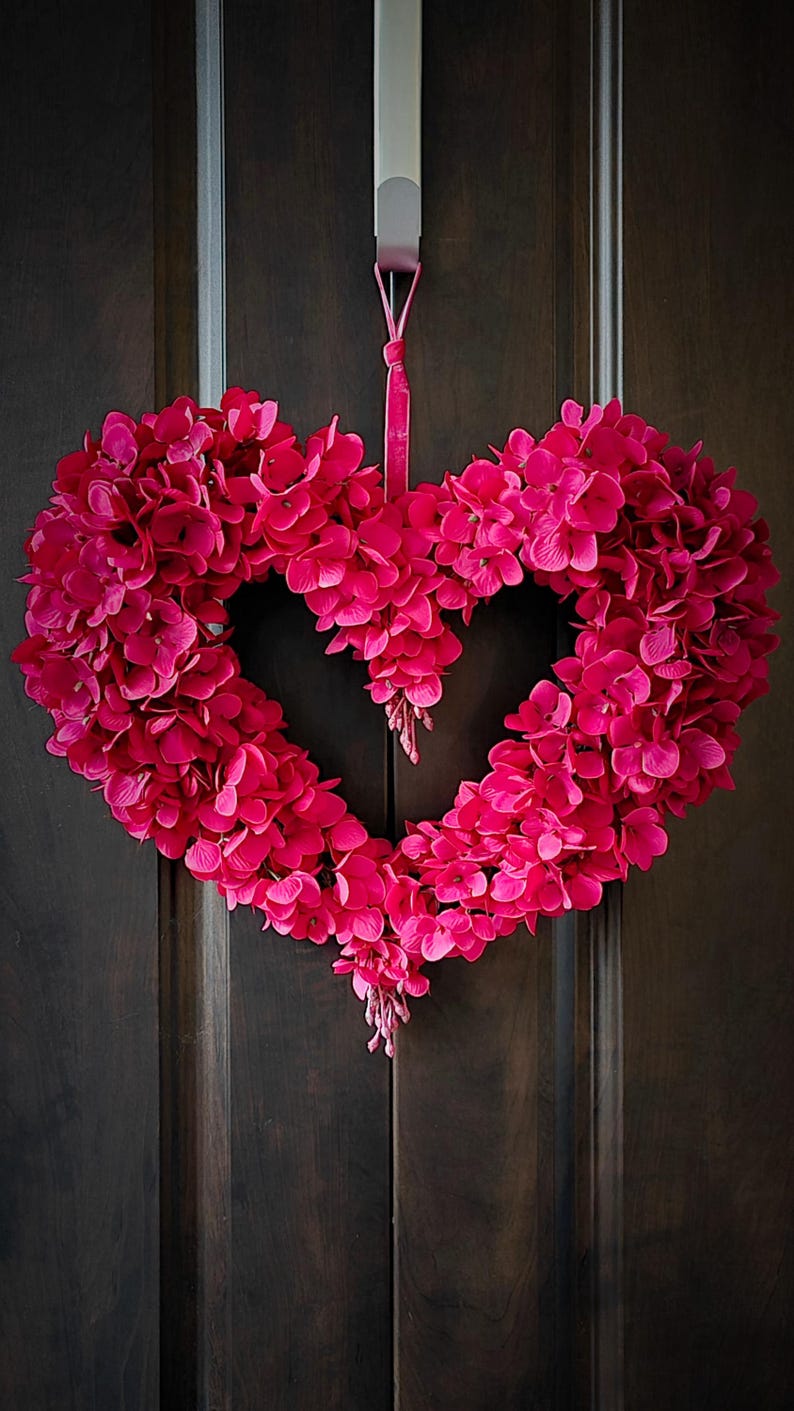 Pink Ombré Heart Wreath, Faux Hydrangea Valentine’s Day Door Decor ...