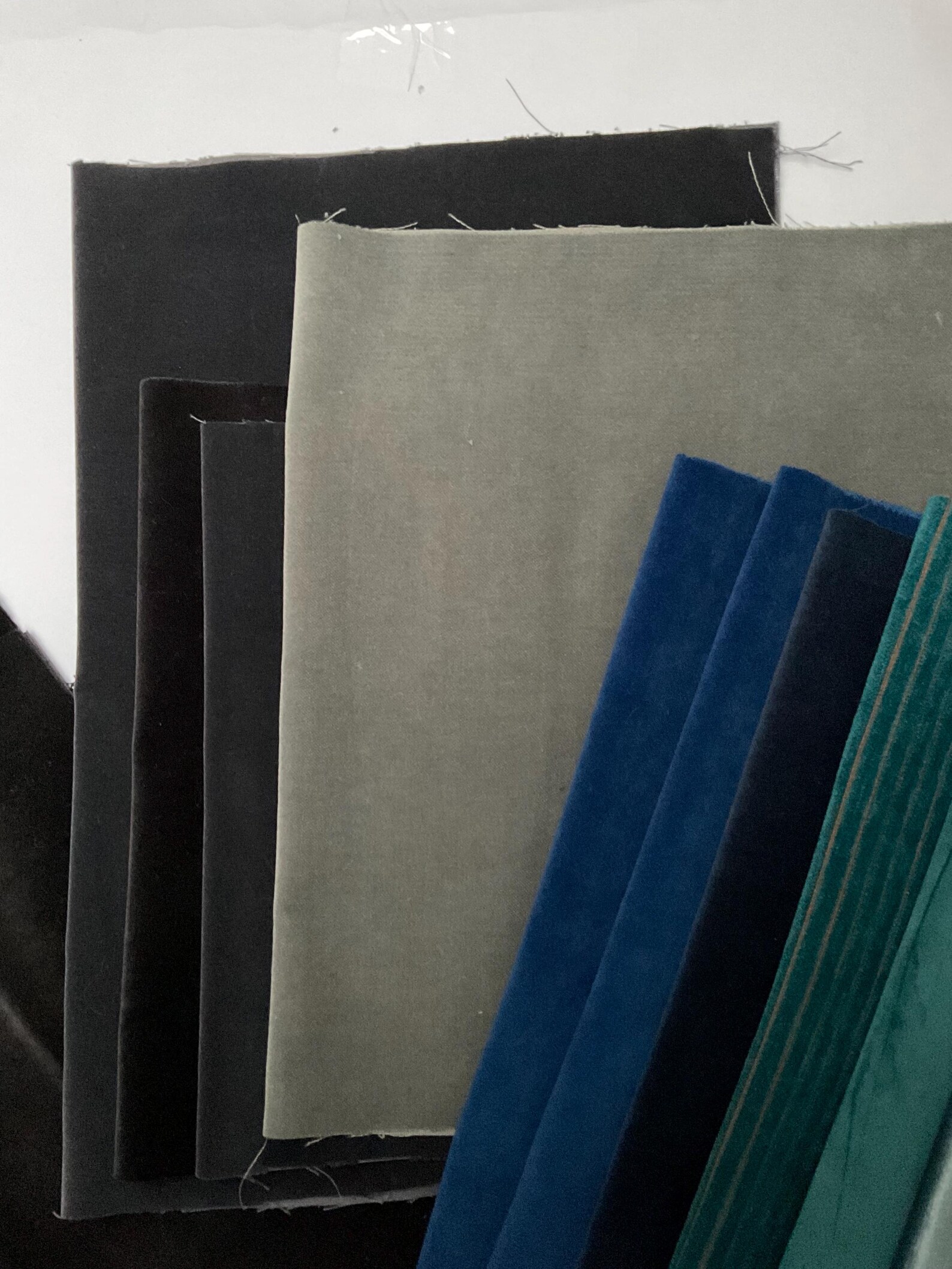 Velvet Fabric Bundle, Material Remnants for Crafting, Assorted Velvets ...