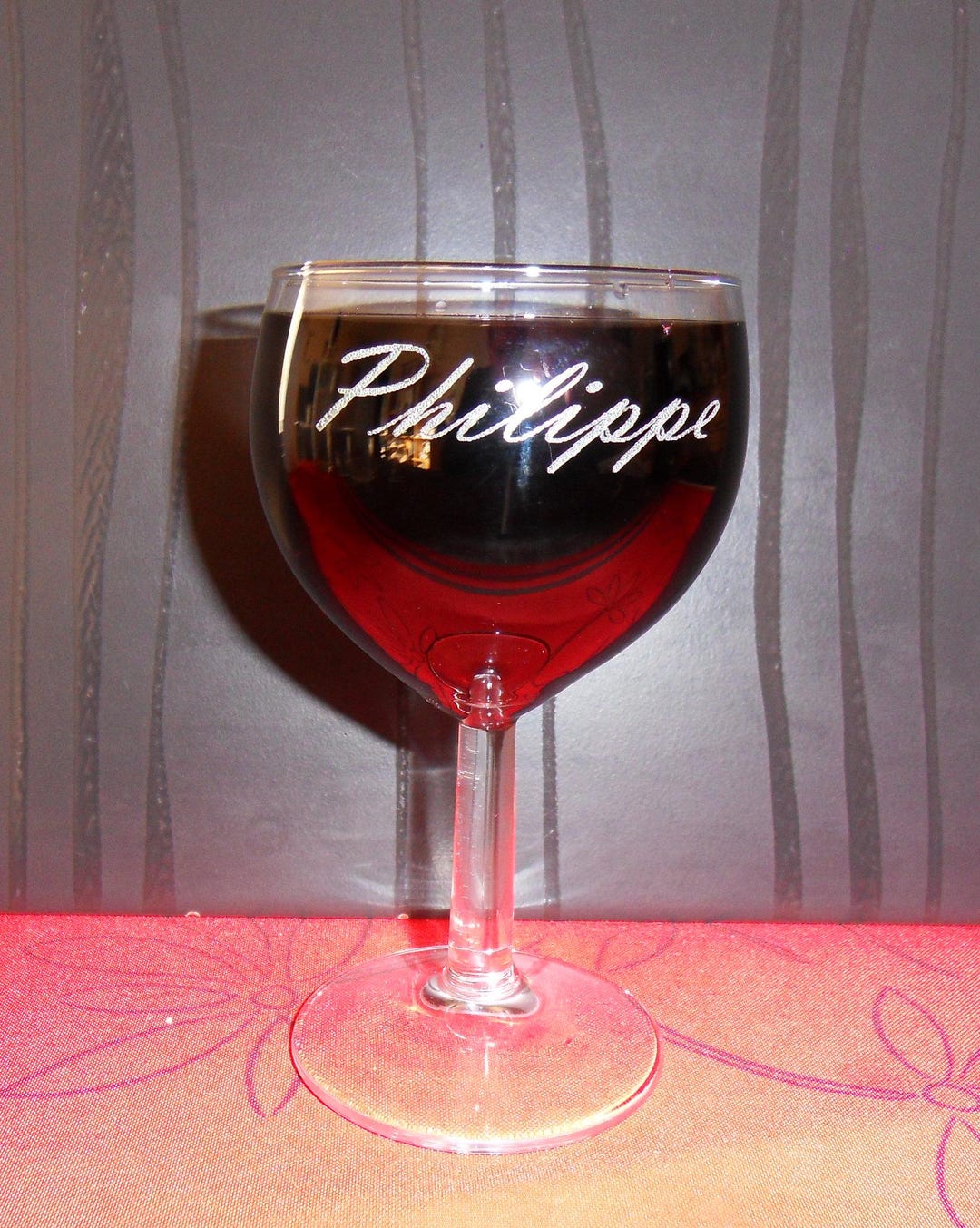 Personalized Burgundy Wine Balloon Glass (set of 2 Glasses) - Etsy