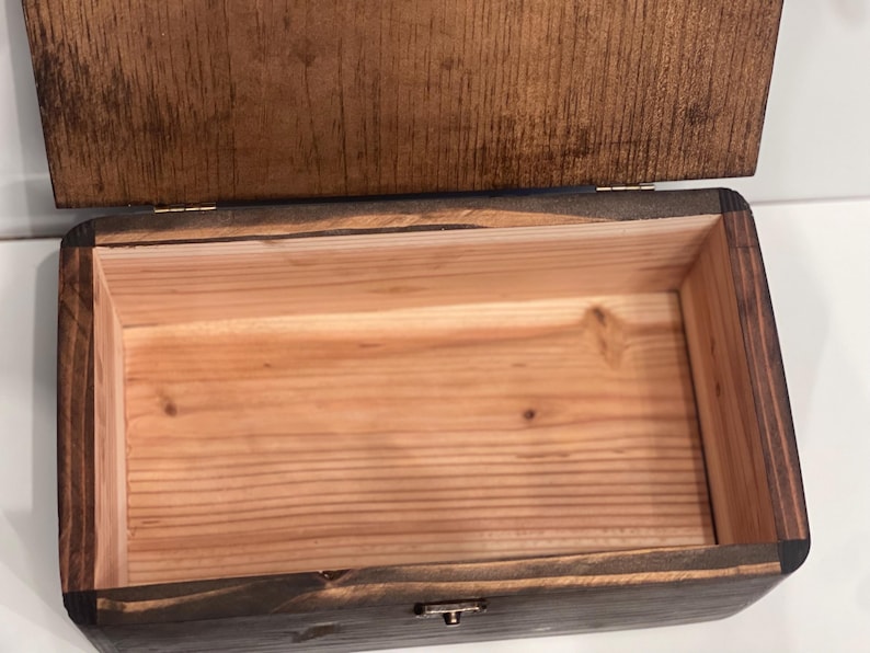 Cedar Keepsake Box. Hand Crafted. - Etsy