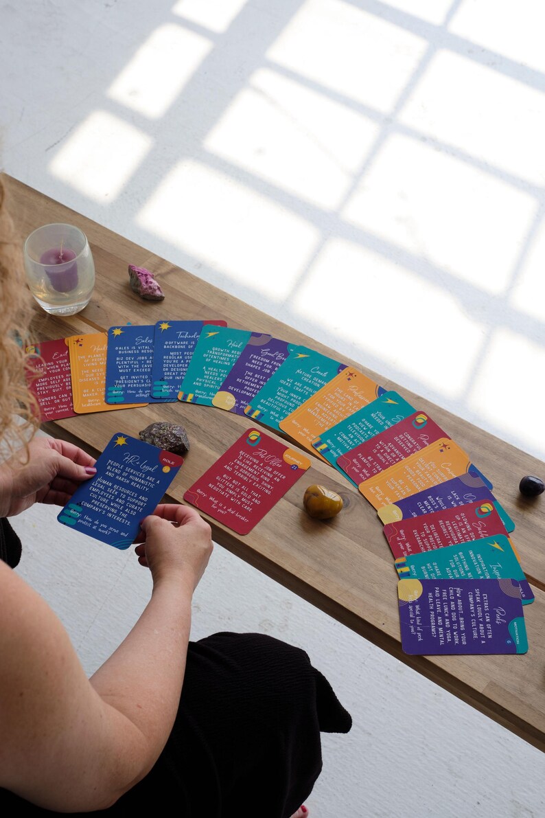 Career Path Oracle Deck: Executive Coaching Wisdom & Metaphysical ...