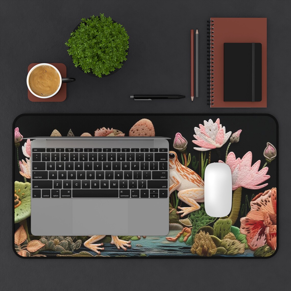Cute Frog Desk Mat, Large Pastel Mouse Pad, 3D Desk Mat Floral, Nature ...