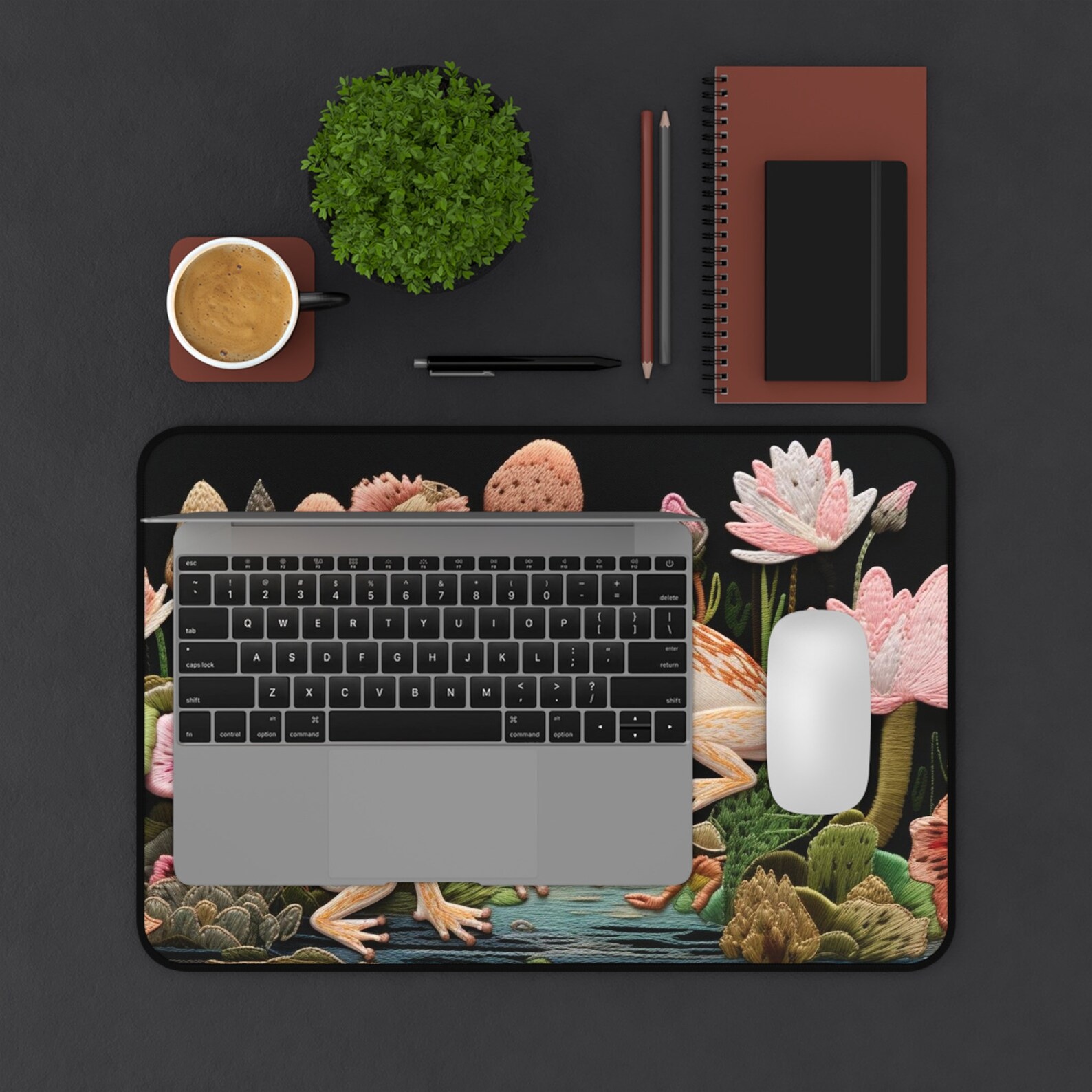 Cute Frog Desk Mat, Large Pastel Mouse Pad, 3D Desk Mat Floral, Nature ...