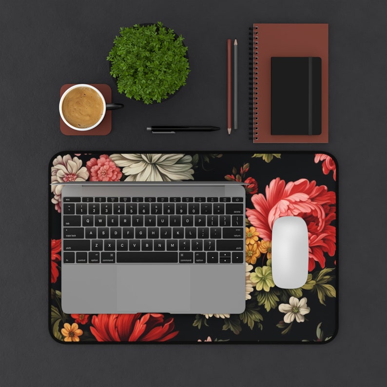 Dark Cottagecore Floral Desk Mat, Vintage Aesthetic Deskmat,wildflower ...