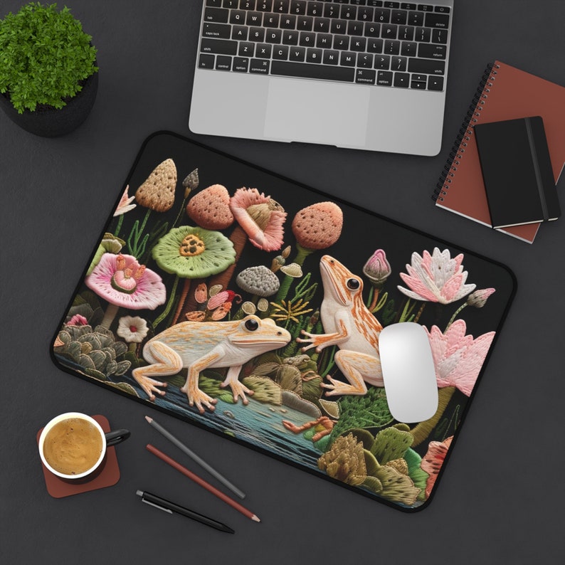 Cute Frog Desk Mat, Large Pastel Mouse Pad, 3D Desk Mat Floral, Nature ...