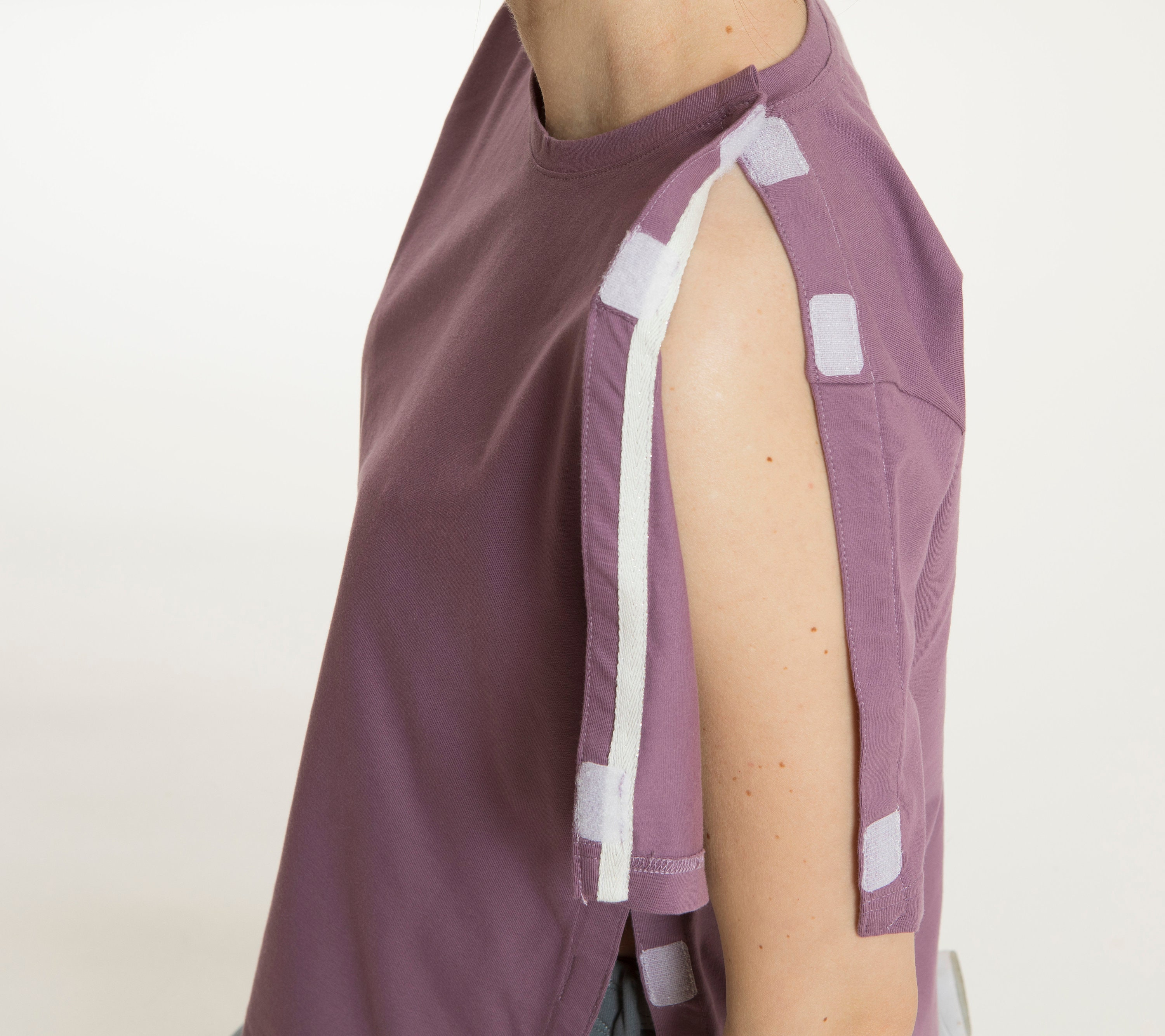 One Side Adaptive Clothing | Shoulder Surgery | T-shirt Velcro ...