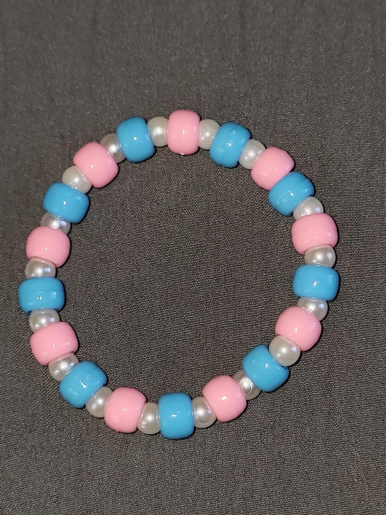 Gender Reveal Beaded Bracelet Set – Blue, Pink, and Neutral Pearl ...