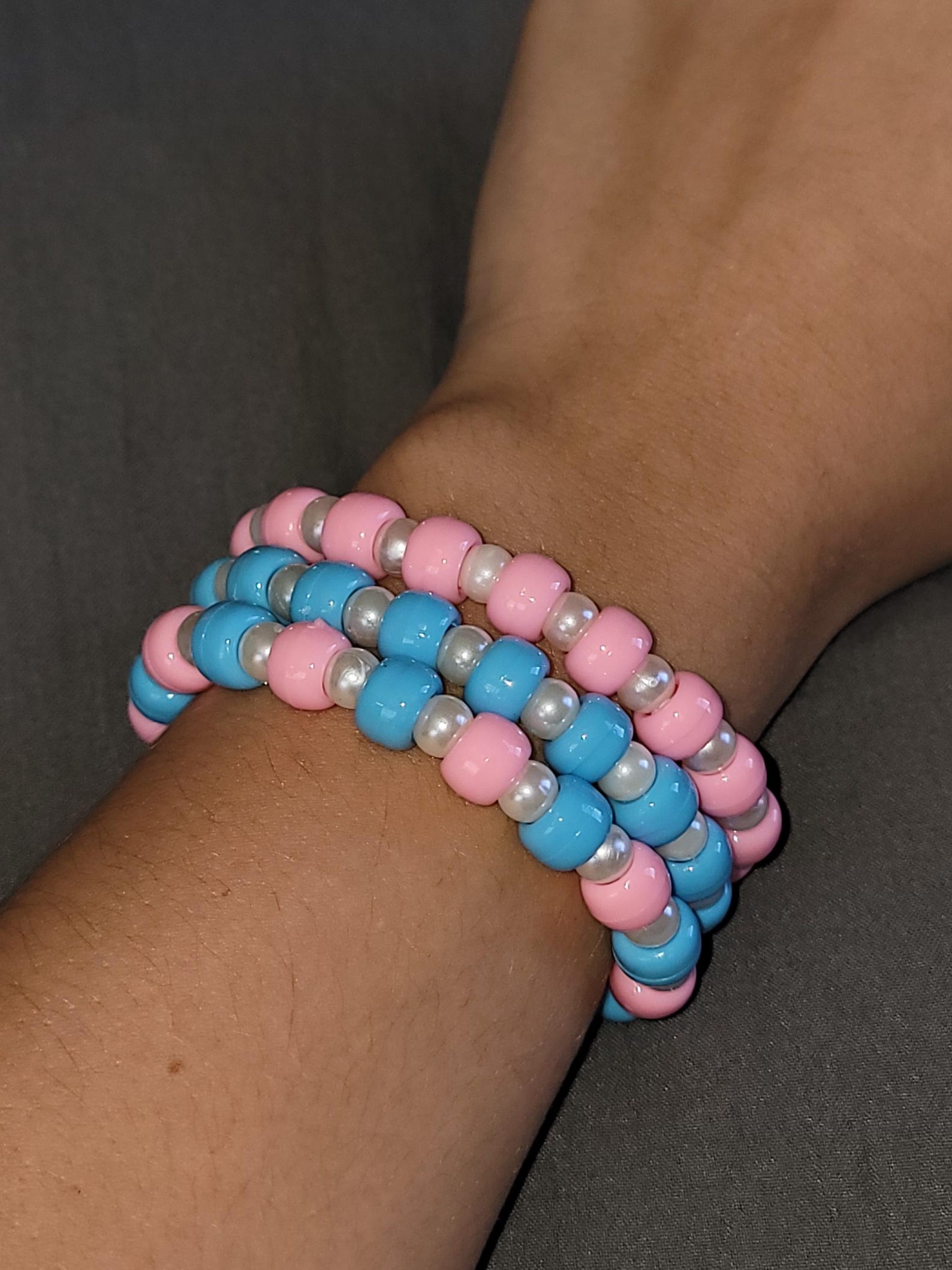 Gender Reveal Beaded Bracelet Set – Blue, Pink, and Neutral Pearl ...