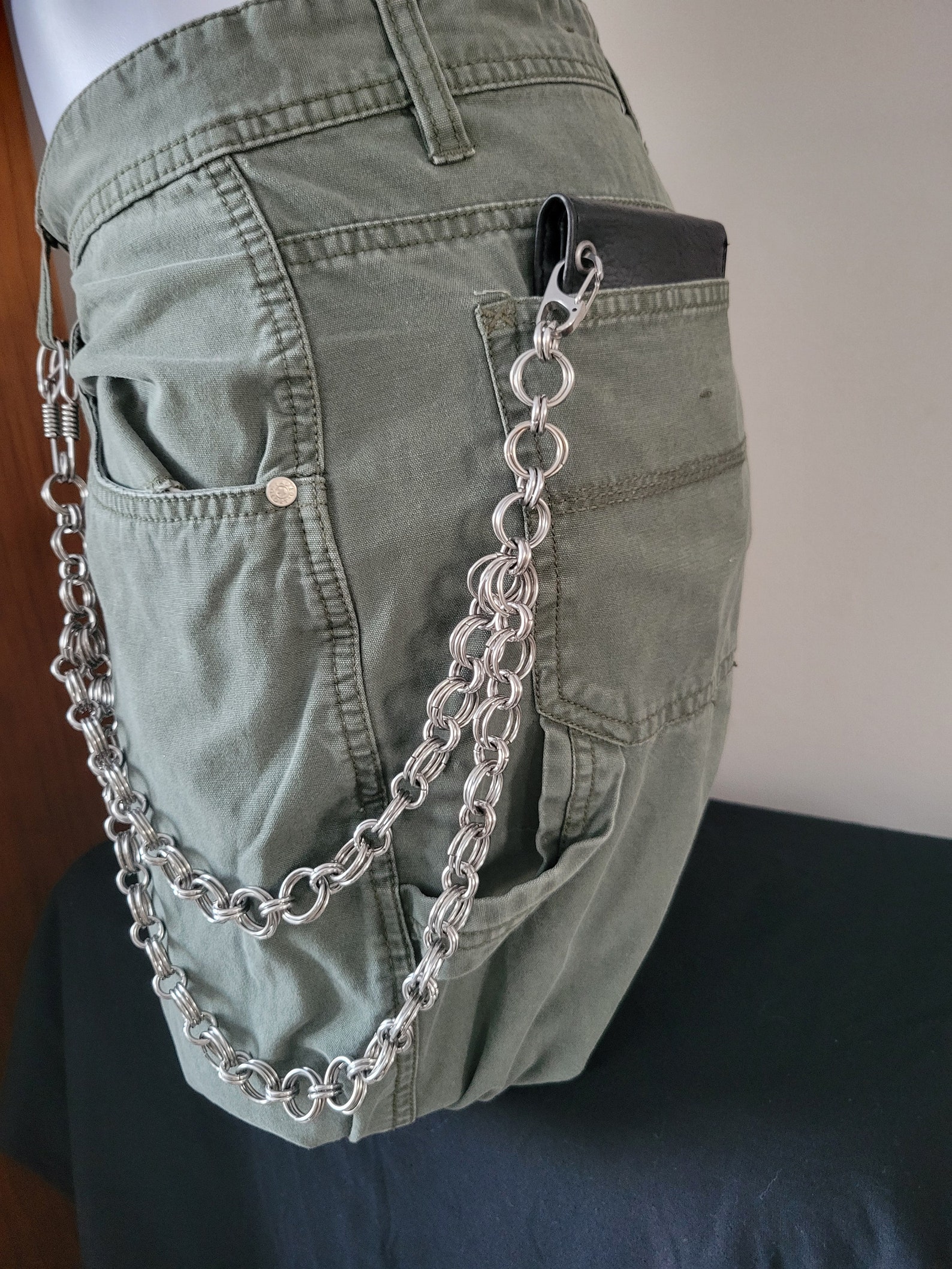 Neptune's Bounty Wallet Chain - Etsy