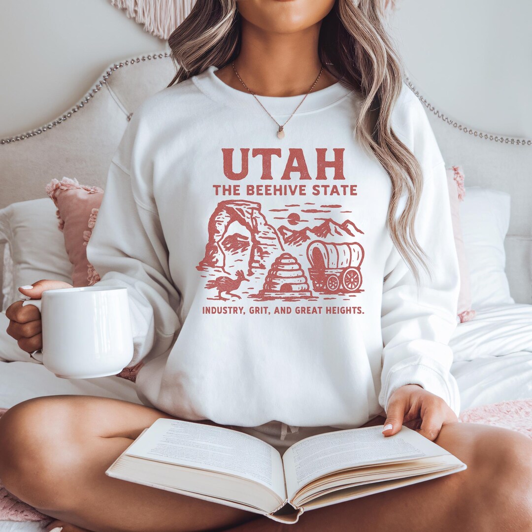 Classic Retro Utah Beehive State Crewneck Sweatshirt, Cozy Sweatshirt ...
