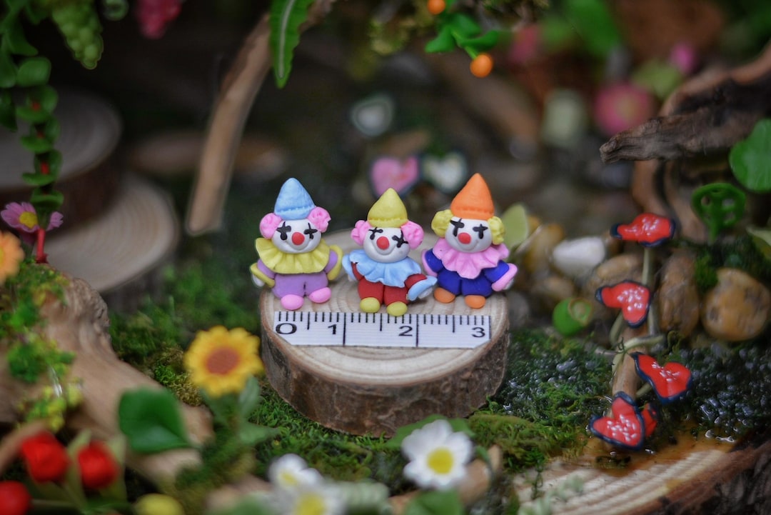 Miniature Clay Clown Figurine, Colorful Carnival Dollhouse Decor - Etsy