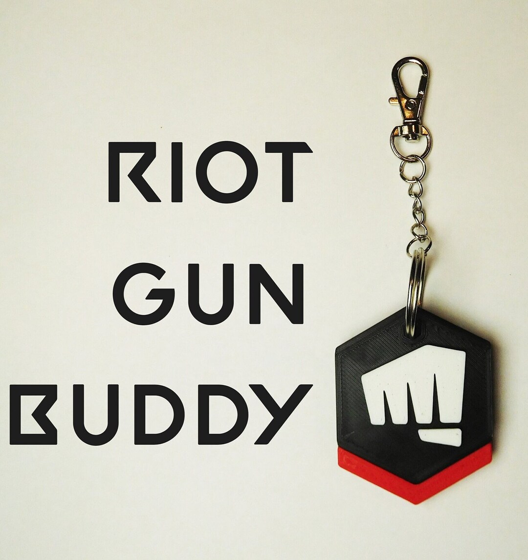 Riot Gun Buddy Keychain - Fist Bump Gun Buddy | VALORANT Gift Keychain ...