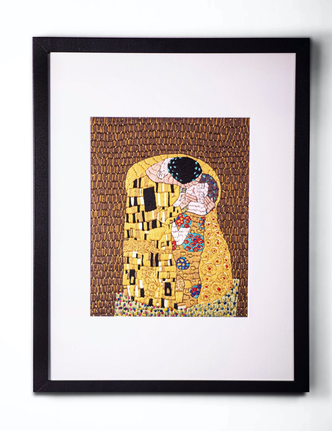 Handmade Embroidery in Frame / the Kiss - Gustav Klimt - Etsy