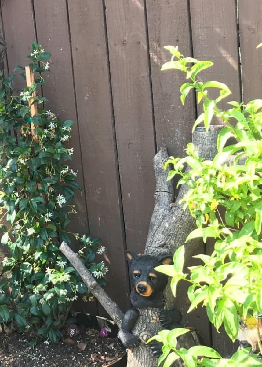 Garden Peeker Tree Hugger Outdoor Tree Sculpture Baby Bear up a Tree ...