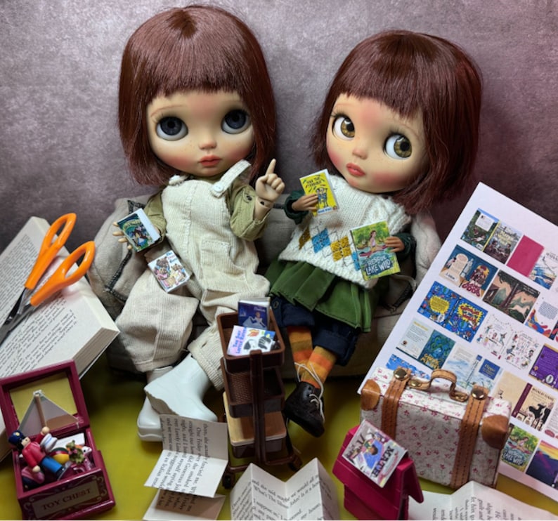 150 Christmas Miniature Book Covers – Dollhouse Printable (PDF) - Etsy