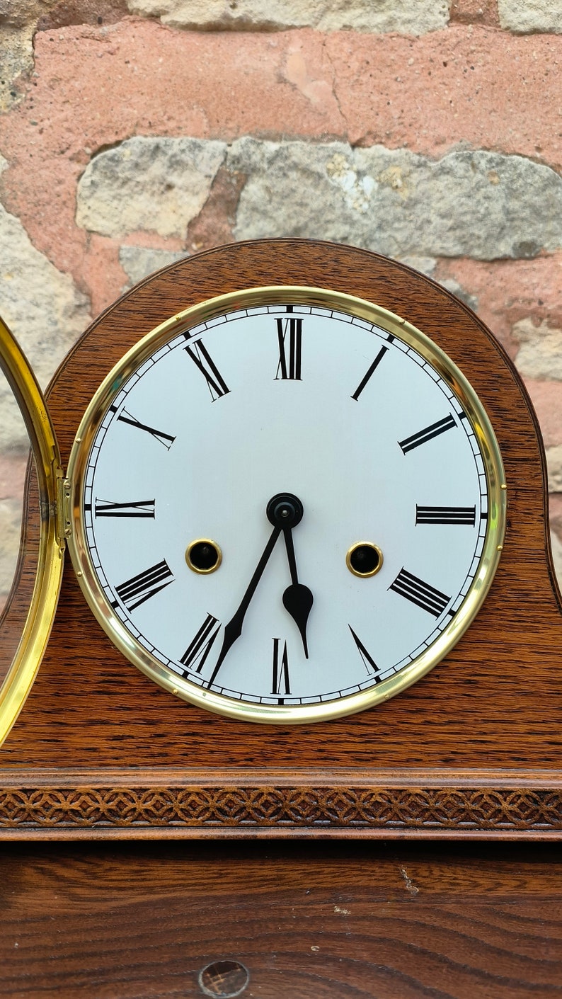 Classic Napoleon Hat Shaped Mantel Clock Striking 8-day Mantle Clock ...