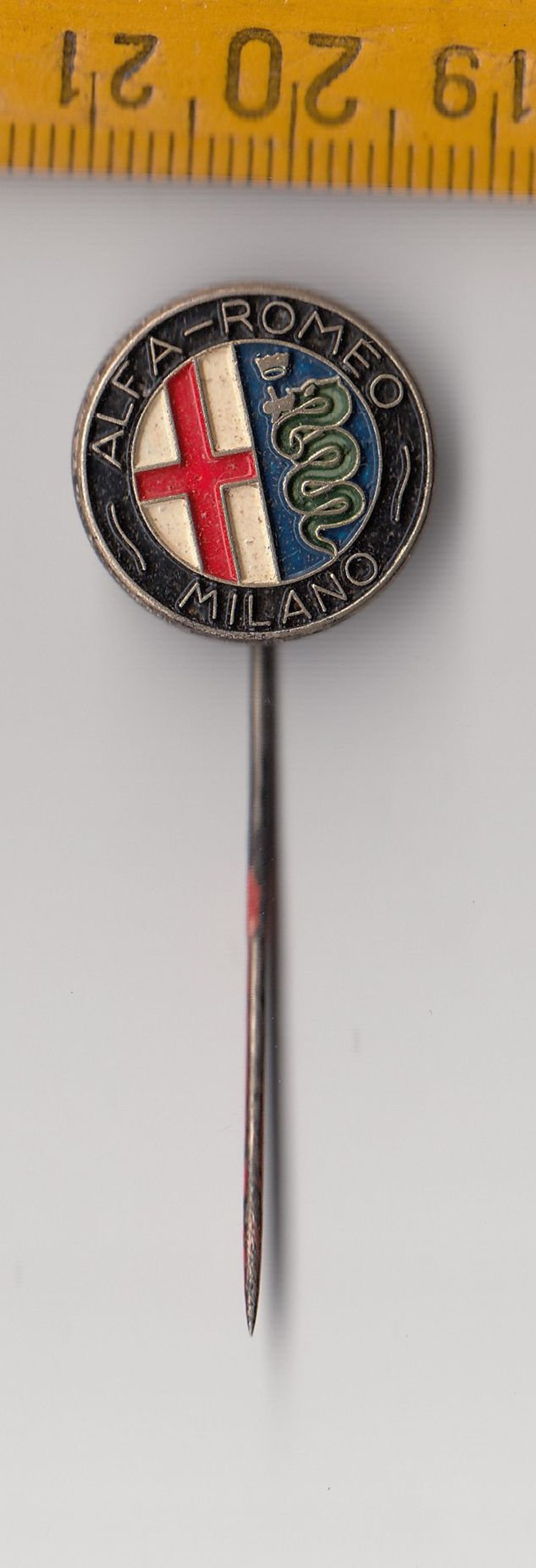 Vintage ALFA ROMEO Milano Pin Badge 1960s Logo Car Italy Automobili S.p ...
